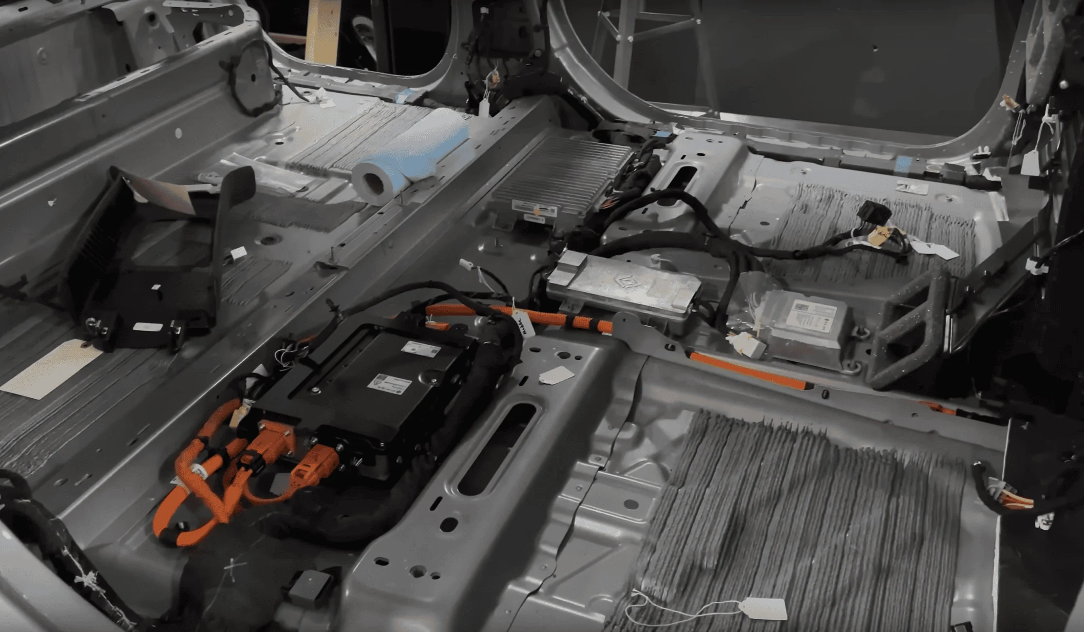 R1 Teardown | Page 4 | Rivian Forum - R1T R1S R2 R3 News, Specs, Models ...