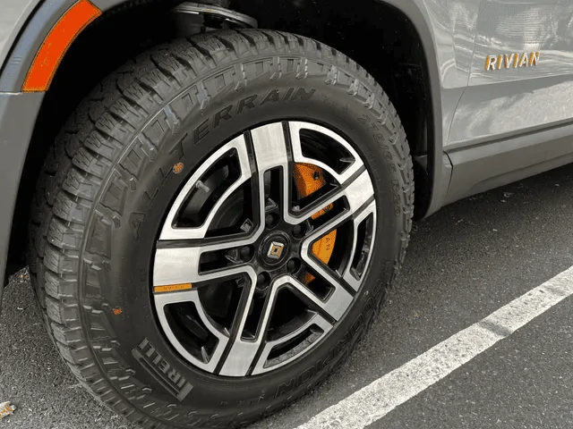 Took R1S Delivery After 1,000+ Days of Waiting | Rivian Forum - R1T R1S ...