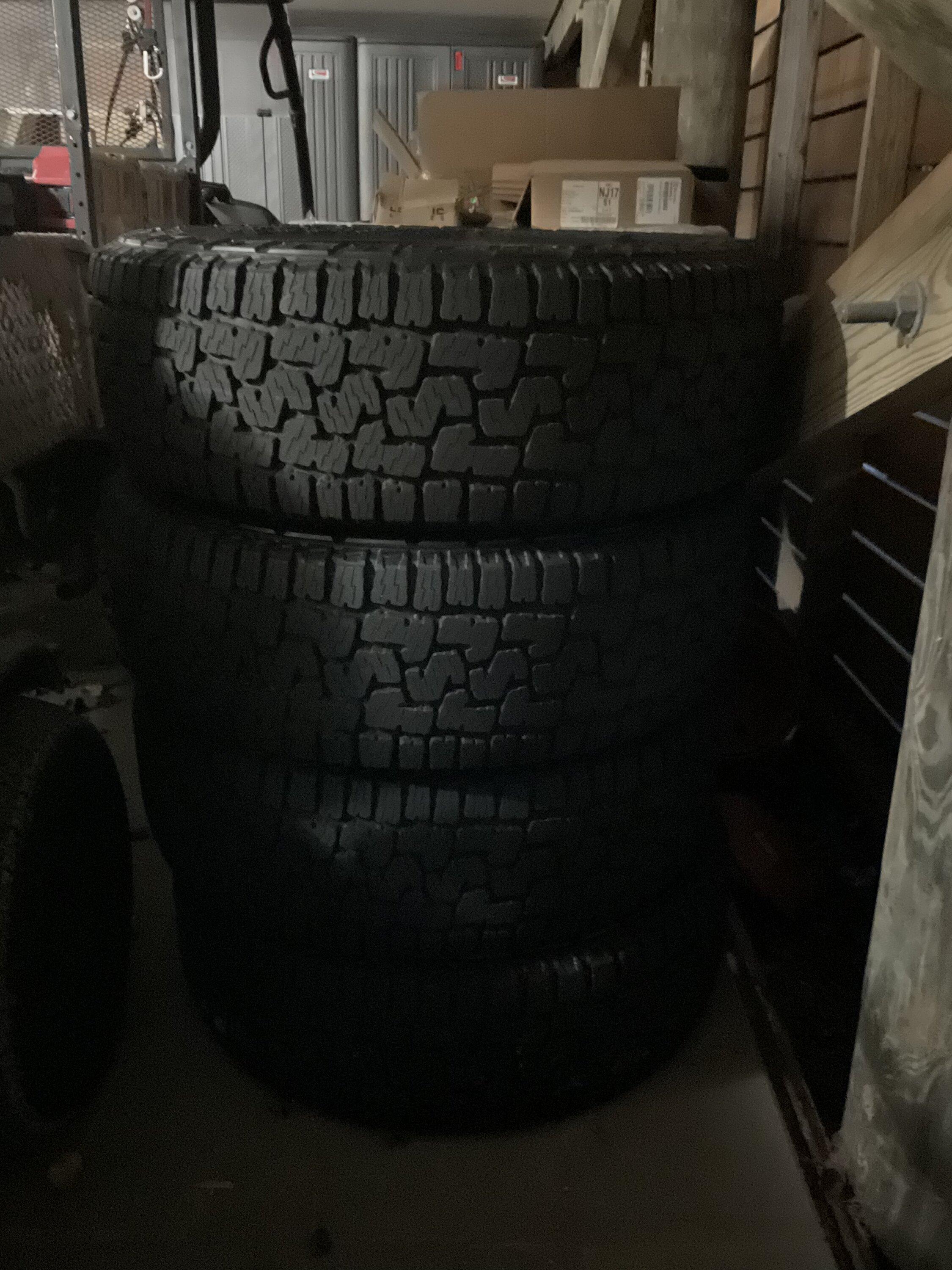 New Jersey - WTB set of OEM 20" tires | Rivian Forum - R1T R1S R2 R3 ...
