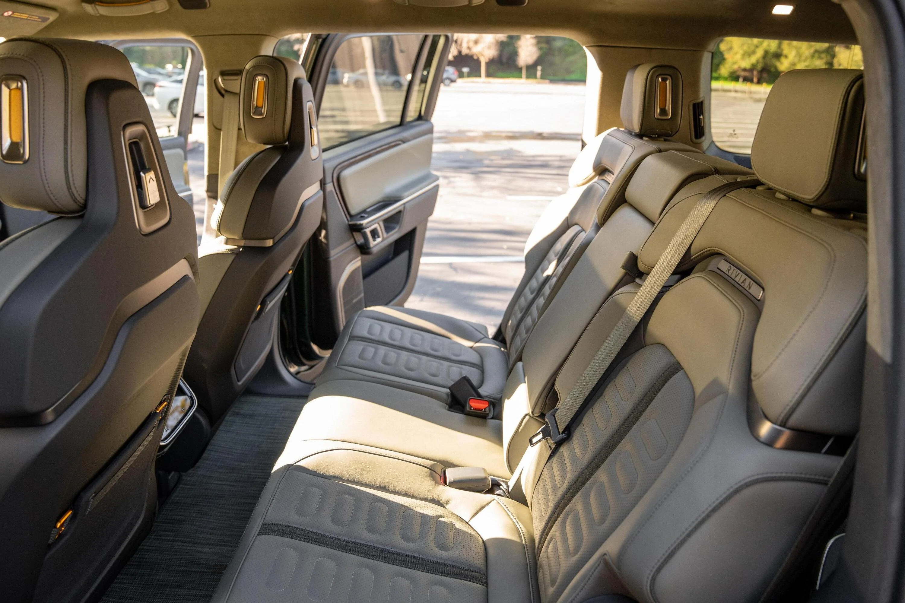FOREST EDGE Rivian Interior Photos | Page 19 | Rivian Forum - R1T R1S ...