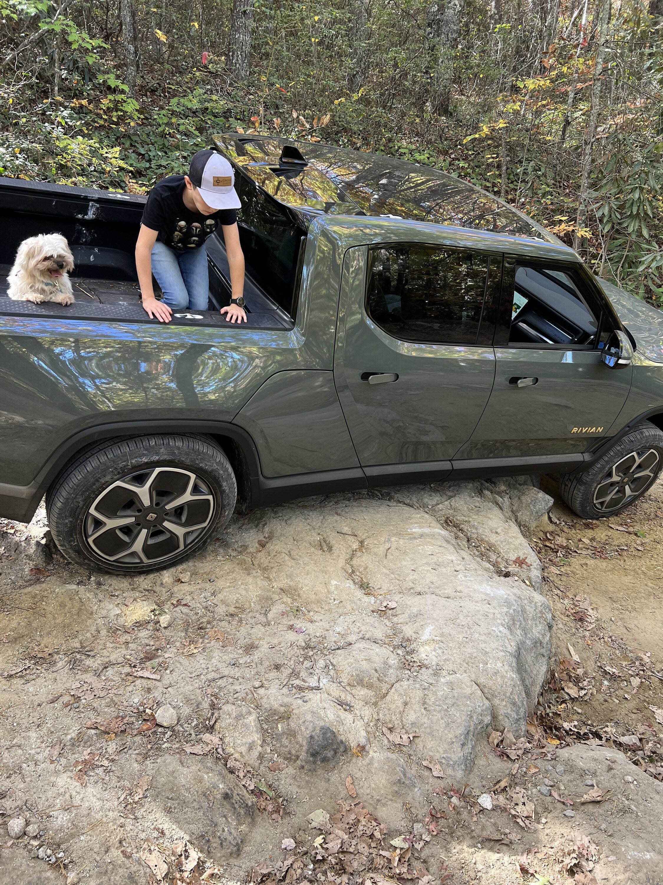 OCEAN COAST Rivian Interior Photos | Page 11 | Rivian Forum - R1T R1S ...