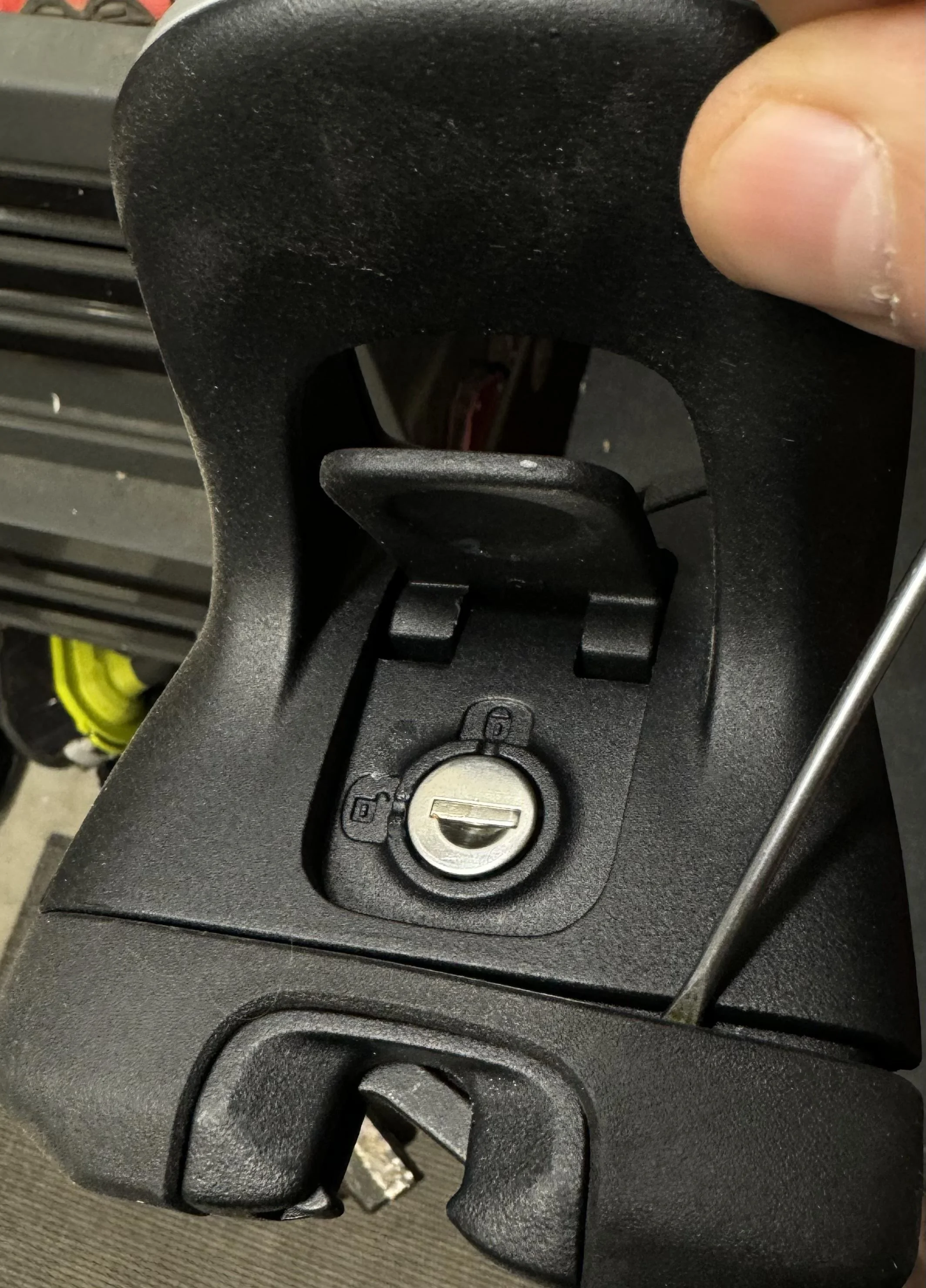 Rivian R1S Inno Wedge cargo box | Rivian Forum - R1T R1S R2 R3 News ...