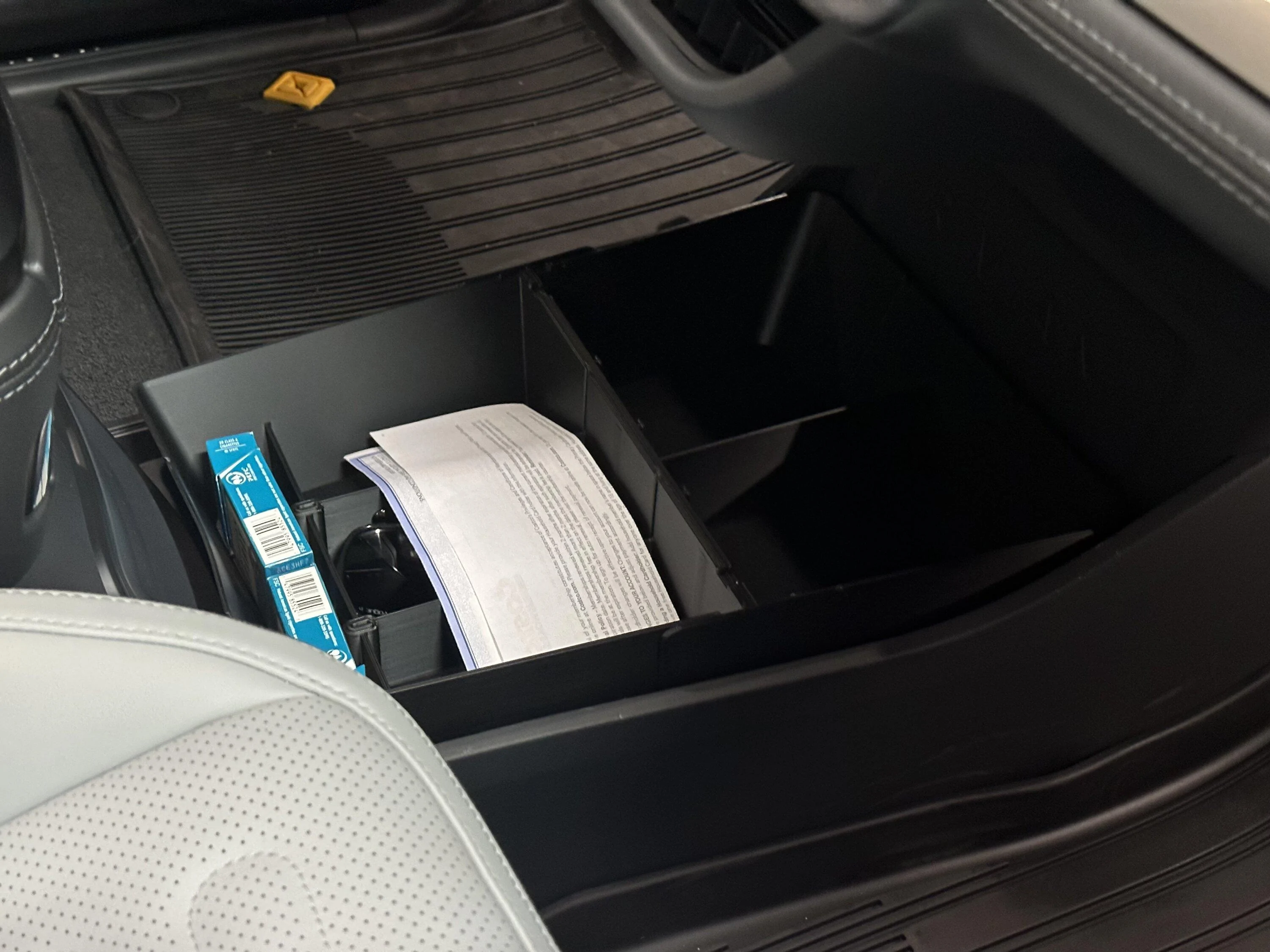 R1T Center Console/Storage - Organization System Recommendations ...