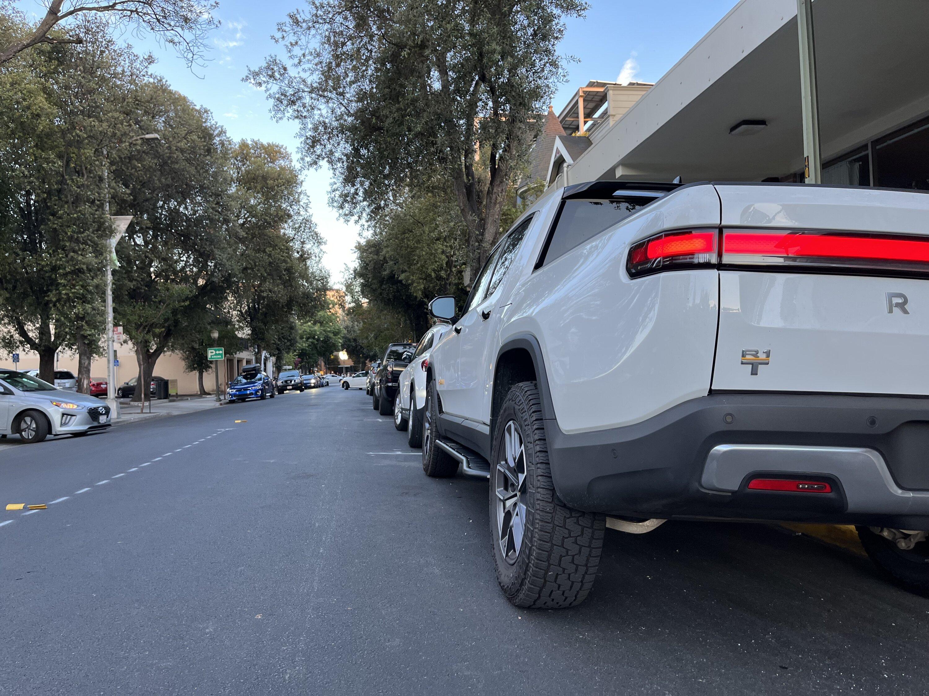 California - For sale: Megawatt Rock Sliders + Step for R1T [SF Bay ...