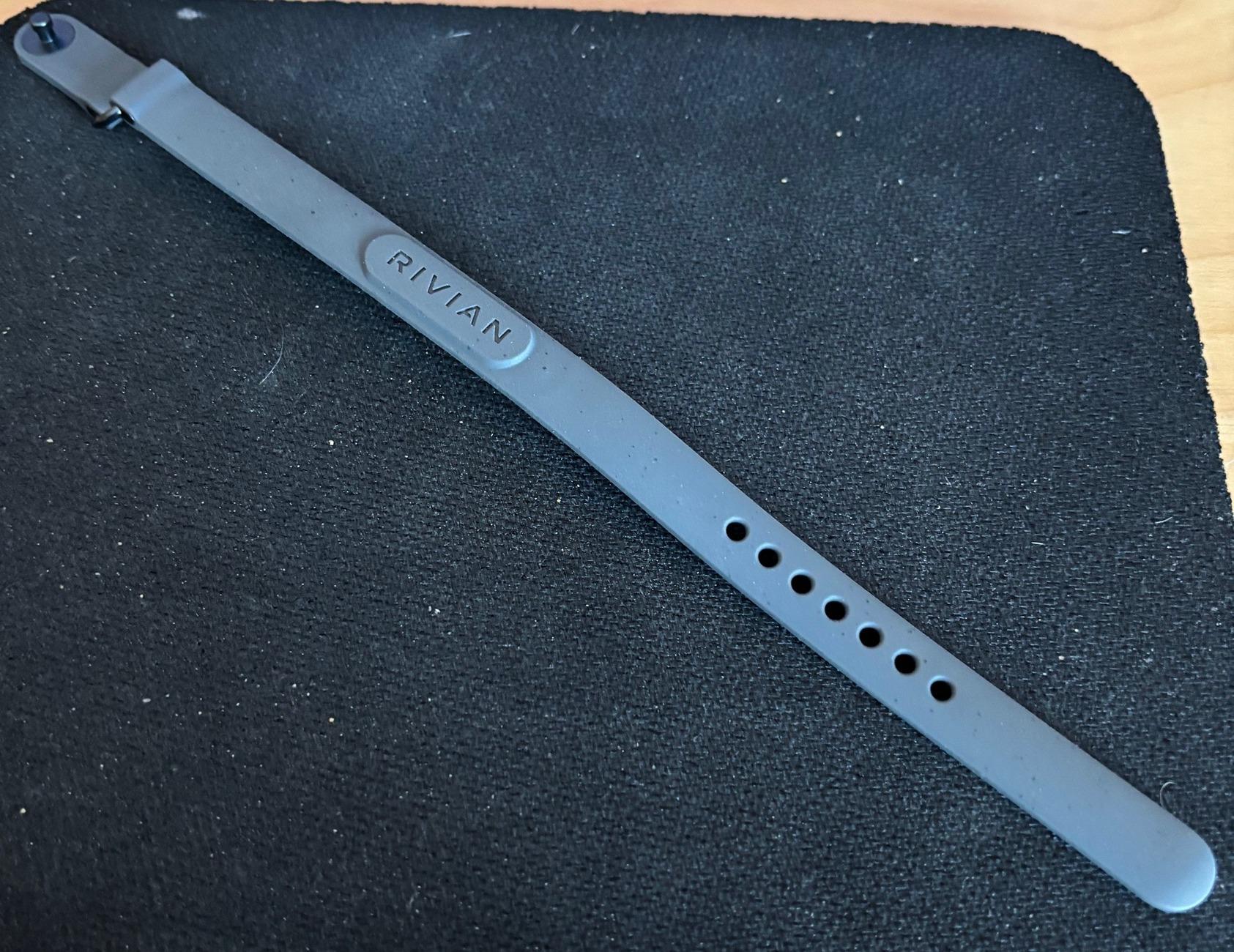 North Carolina - NEW Rivian Wrist Band - Gray Speckeled | Rivian Forum ...