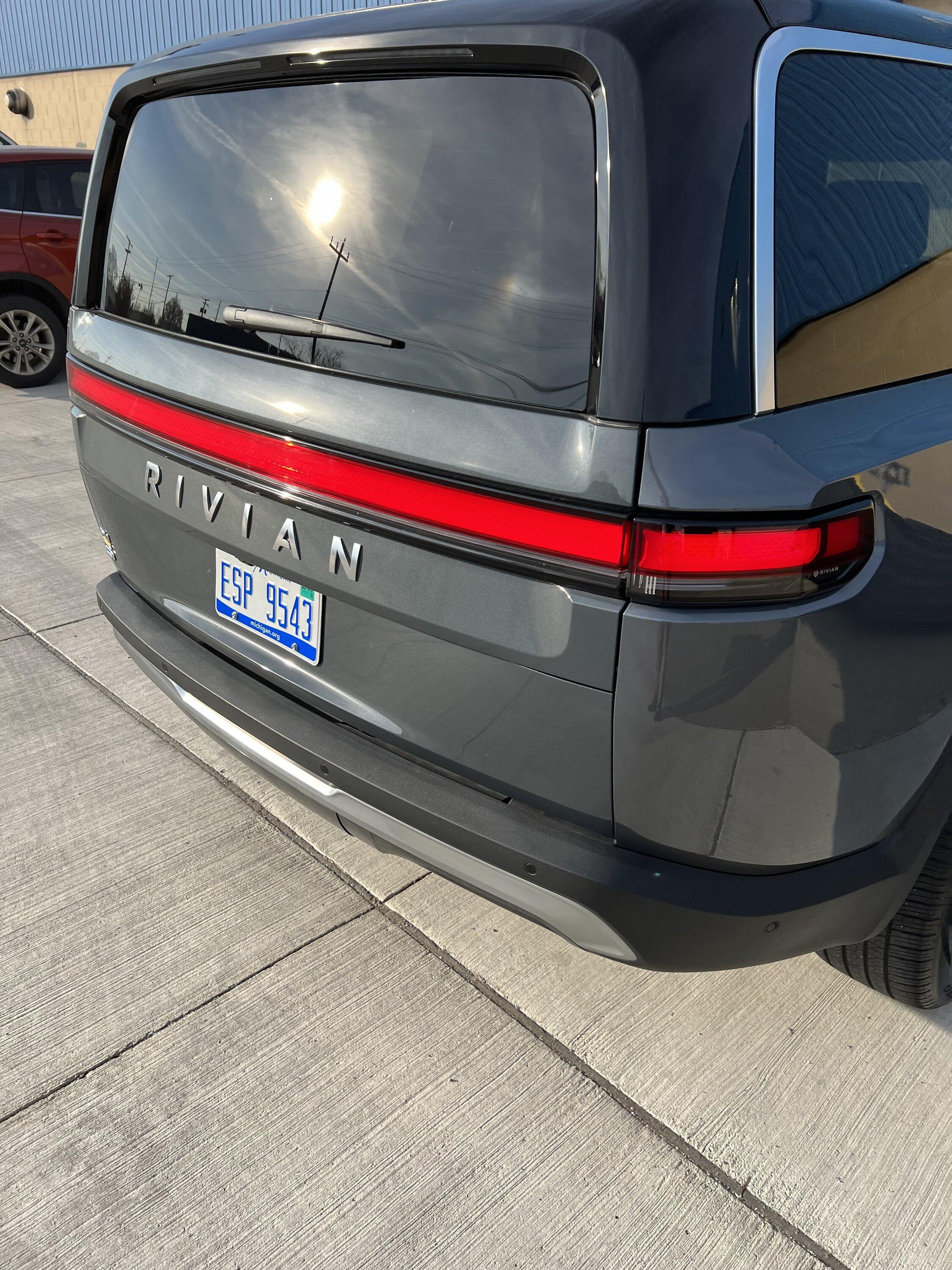 Michigan - 2023 R1S. El Cap Granite. Michigan | Rivian Forum - R1T R1S ...