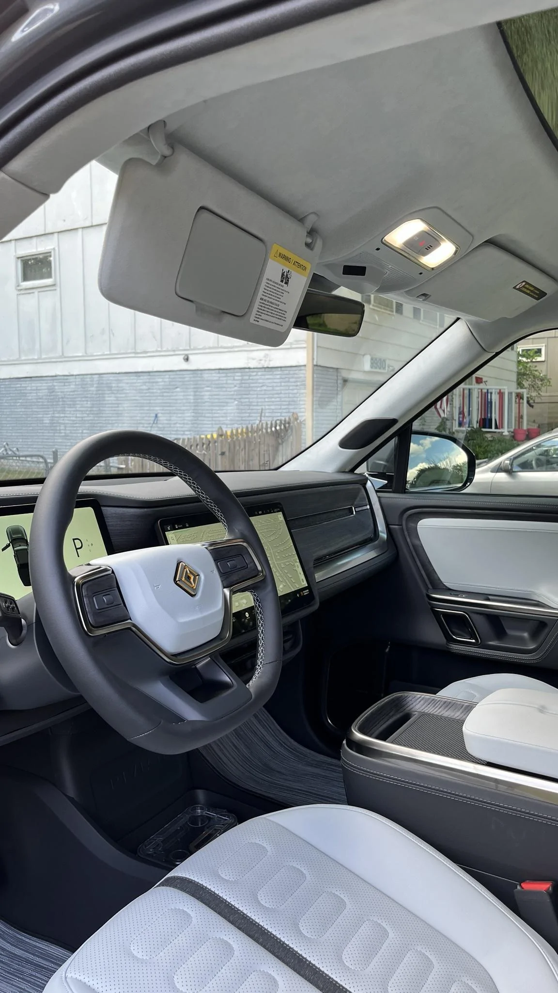 OCEAN COAST Rivian Interior Photos | Page 9 | Rivian Forum - R1T R1S R2 ...
