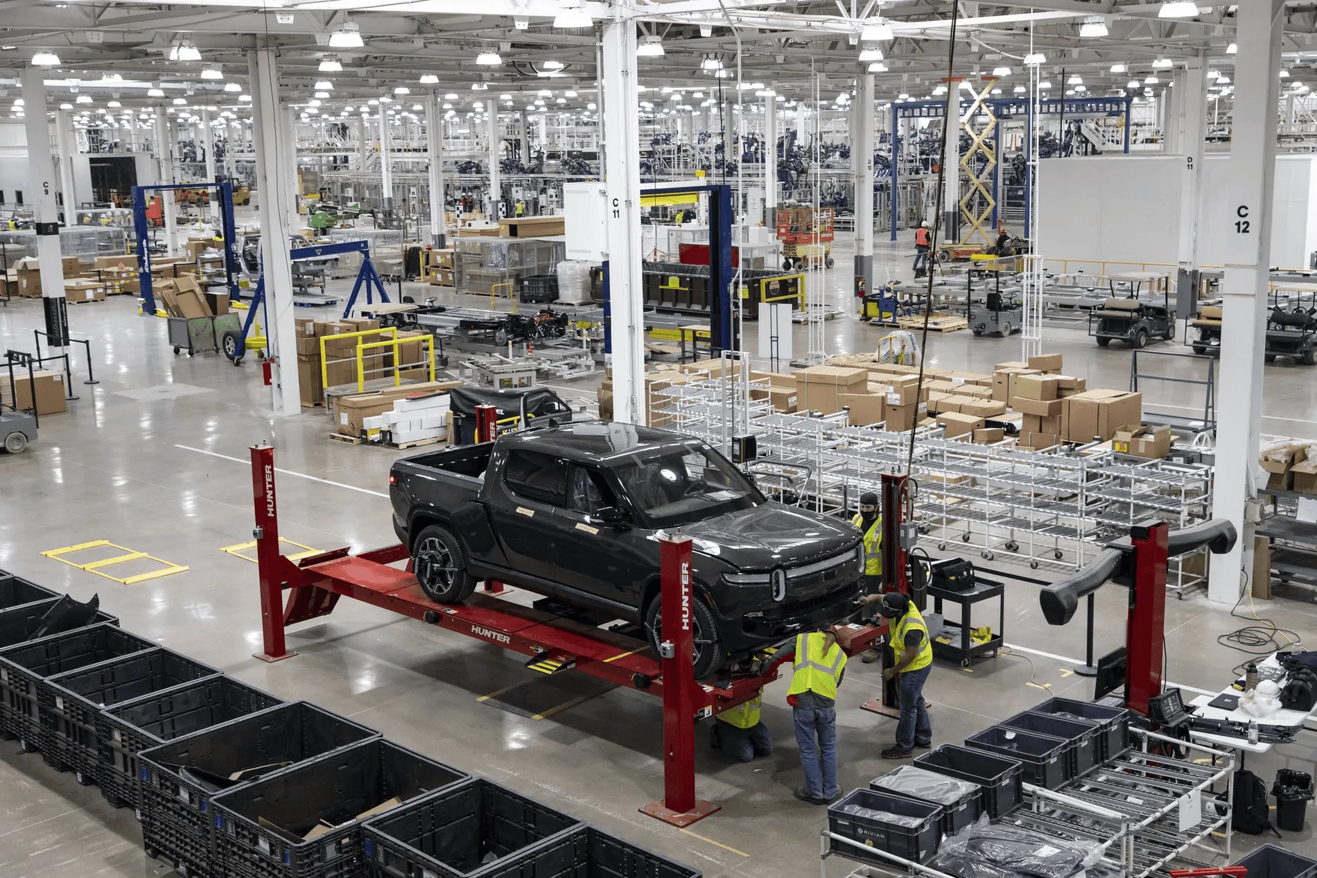 Chicago Tribune Article With Great Factory Updates and Photos! | Rivian ...