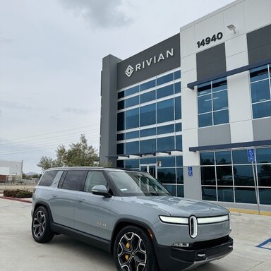 Headliner speakers in R1S only work with 3D audio | Page 2 | Rivian ...