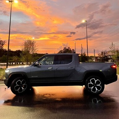 Front Radiator Louvers Creaking | Rivian Forum - R1T R1S R2 R3 News ...