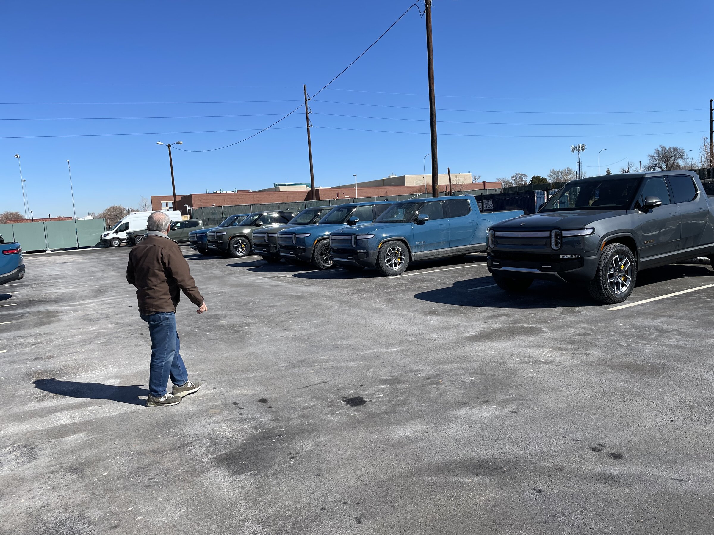 Denver service center received 21 R1T Today | Rivian Forum - R1T R1S R2 ...
