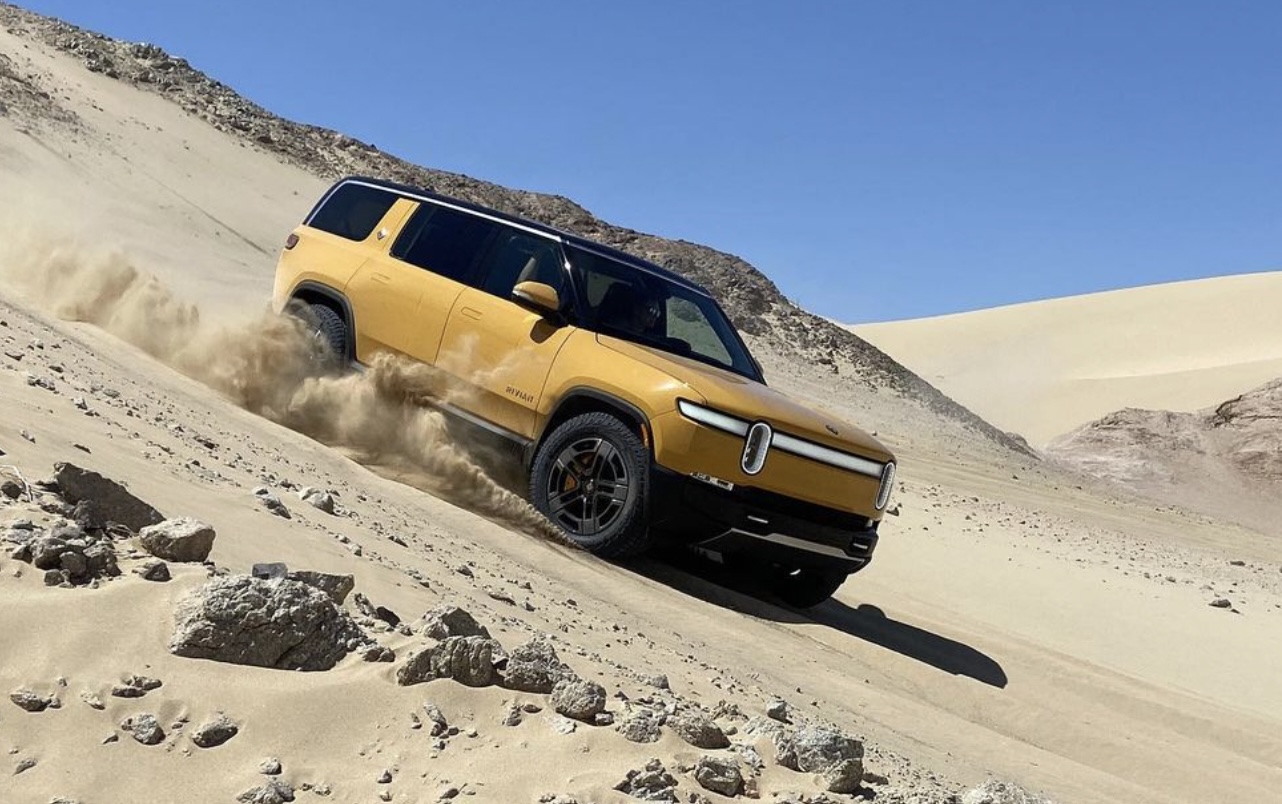 Introducing Rivian Soft Sand Mode - Demo on R1S | Rivian Forum - R1T ...