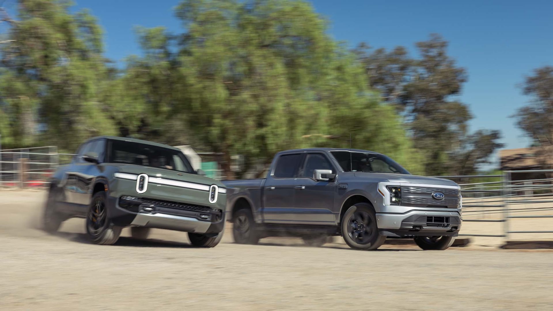 2022 Rivian R1T vs. F-150 Lightning : The Closest Finish in Motortrend ...