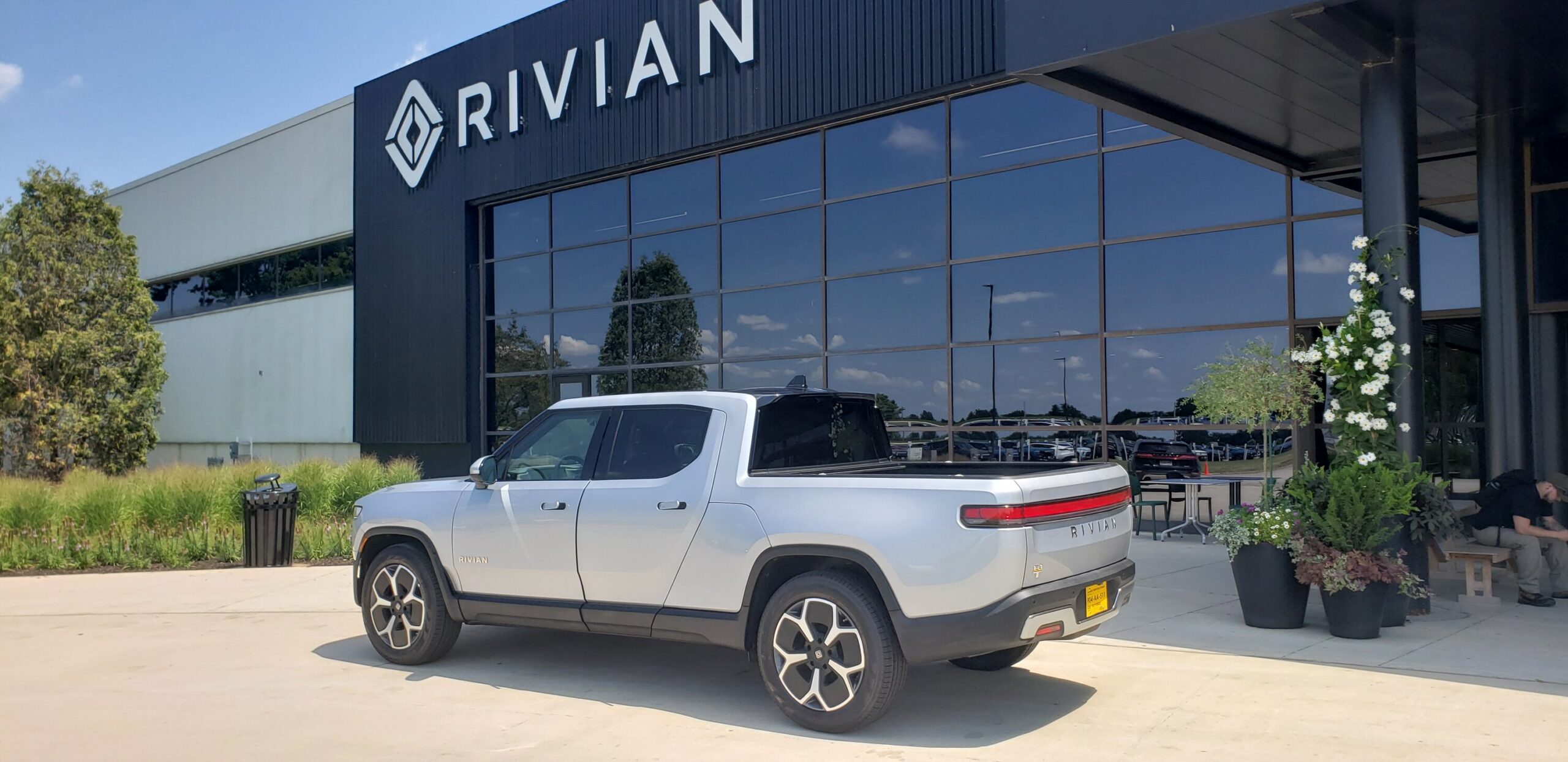 Rivian Factory Tour and Delivery Experience | Rivian Forum - R1T R1S R2 ...