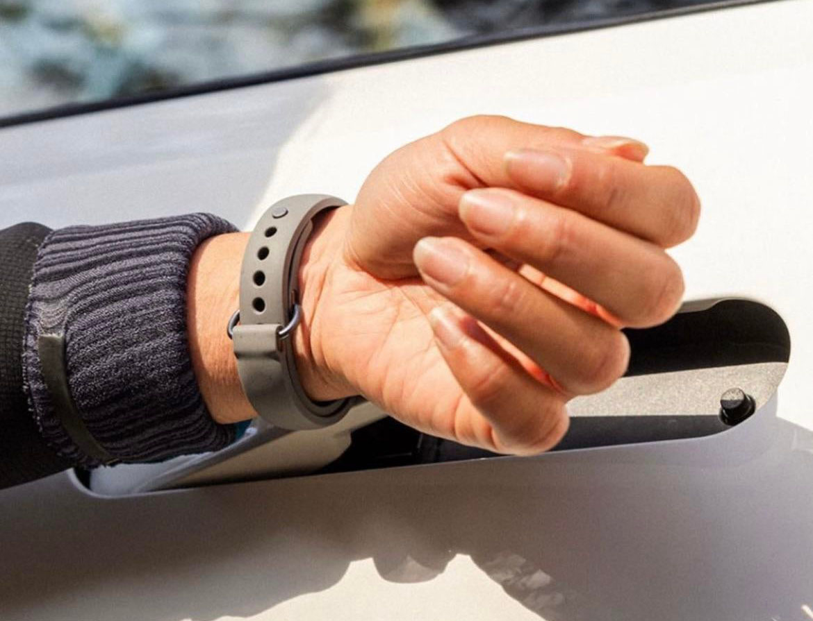 E-mail from Rivian 9/30 announcing Key Band delivery | Rivian Forum ...