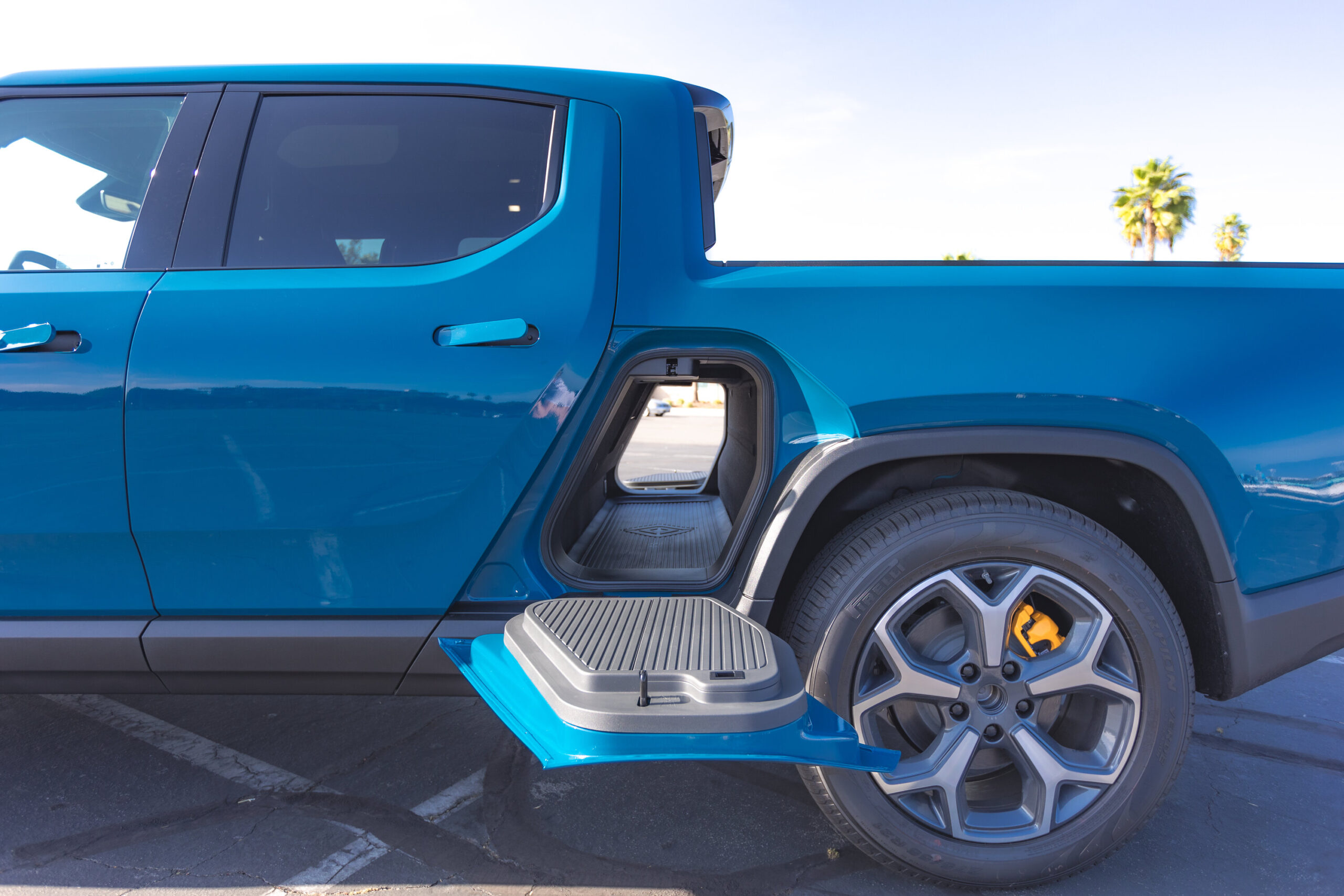 My R1T finally came; initial impressions after 5 days | Rivian Forum ...