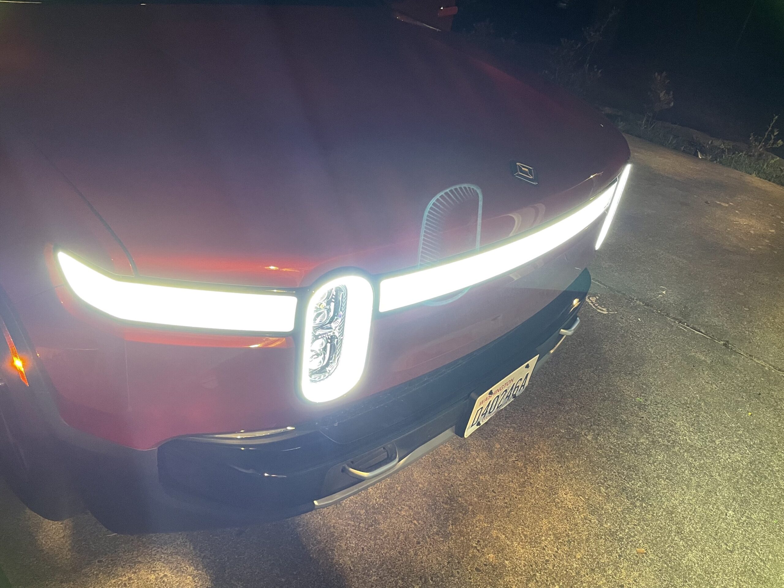 Show & Tell Mode for camping - brightens light bar | Rivian Forum - R1T ...