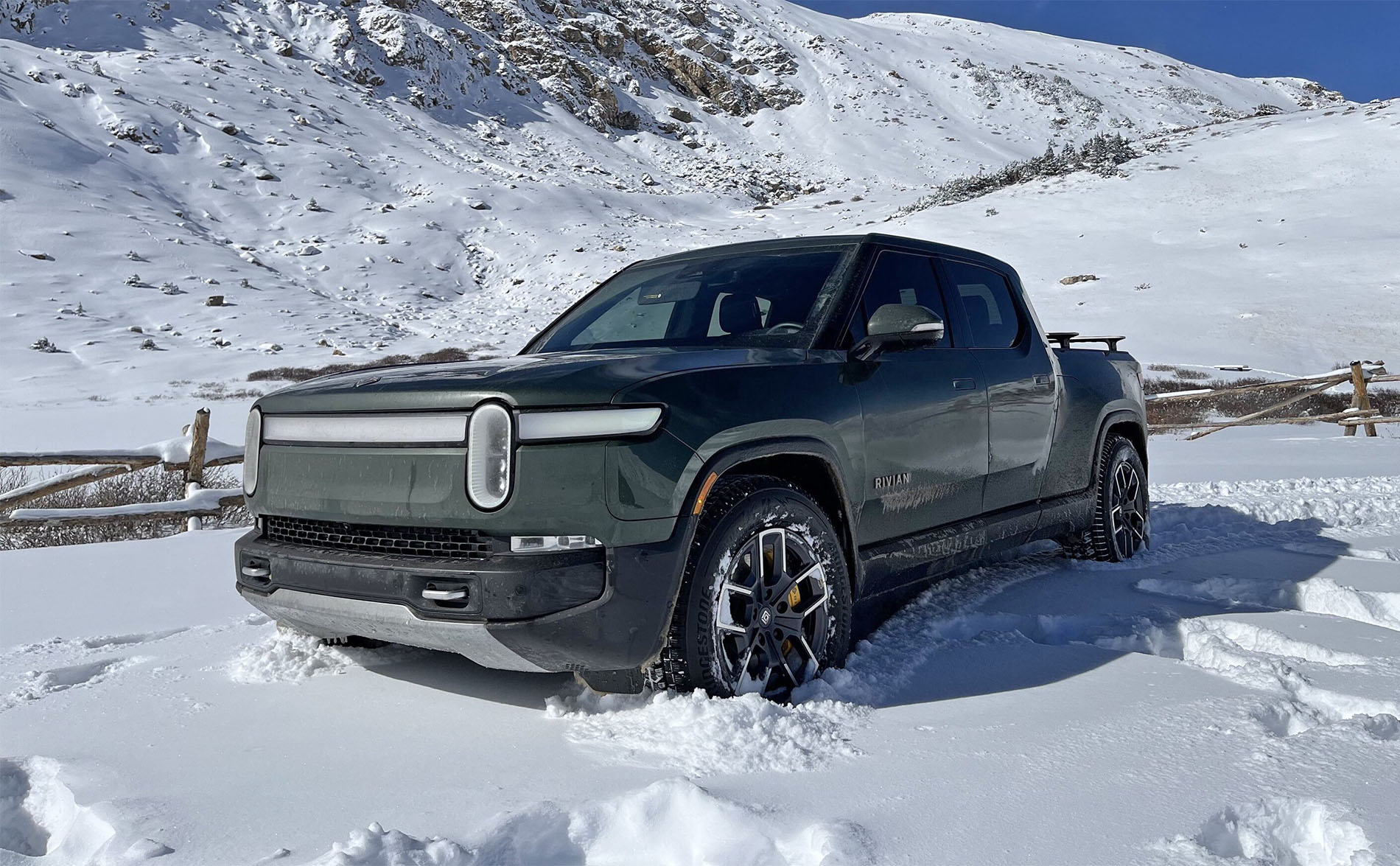 SNOW MODE & other nice upgrades coming in Rivian Software Update 2022. ...