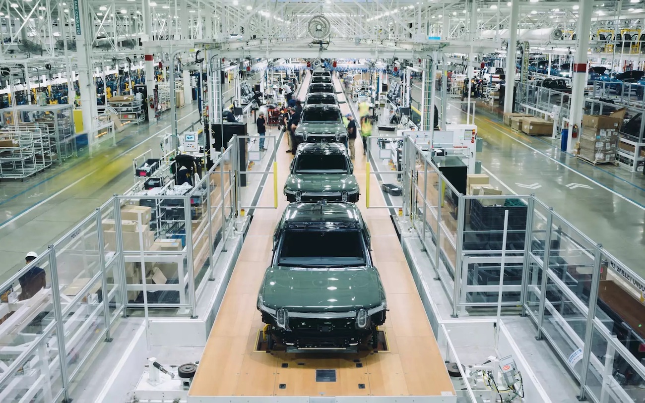 Rivian Hits 25,000 Vehicle Production Goal For 2022! | Rivian Forum ...