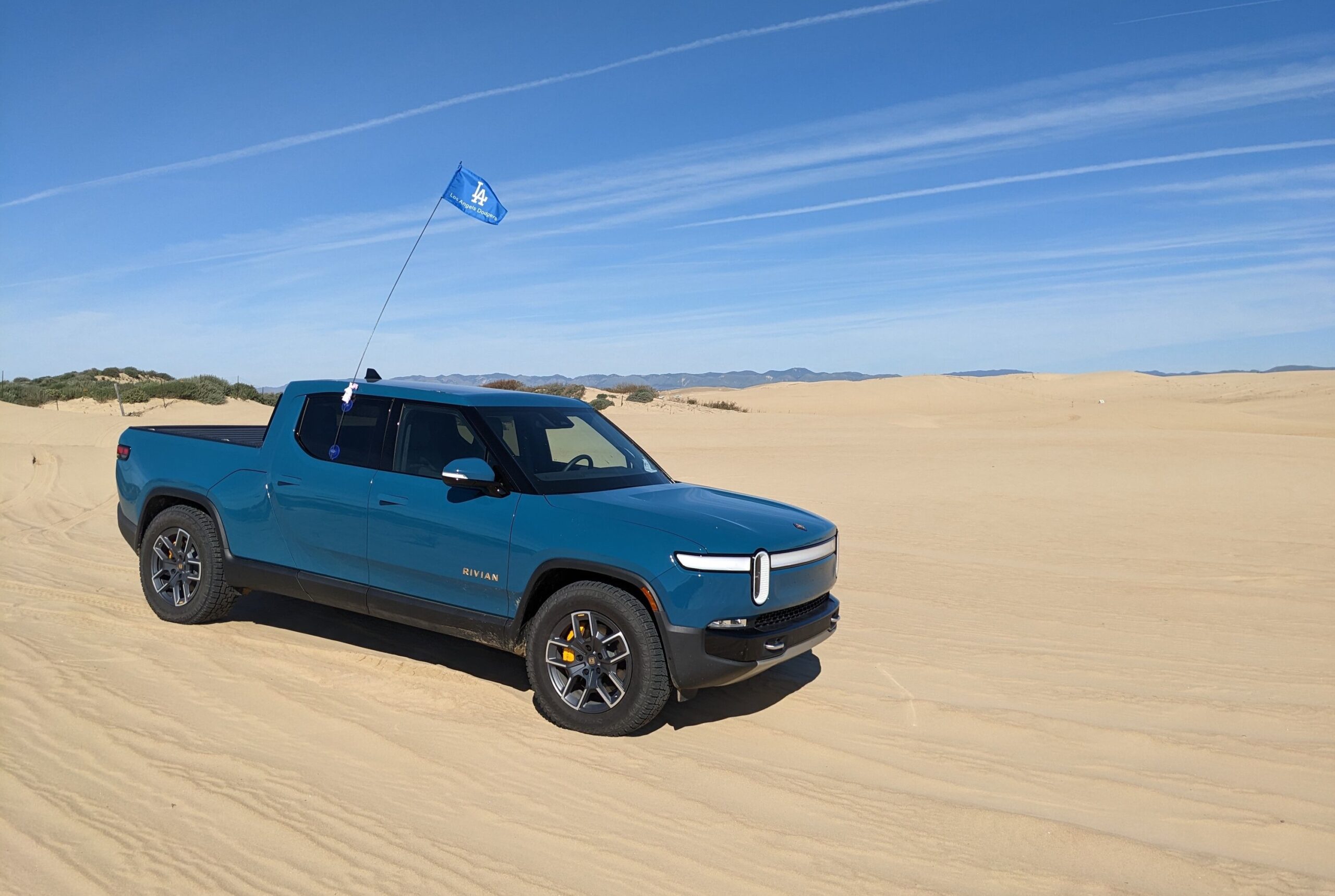 Oceano Dunes Pismo Beach w/ R1T in Sand Mode and air'd down to 25psi ...