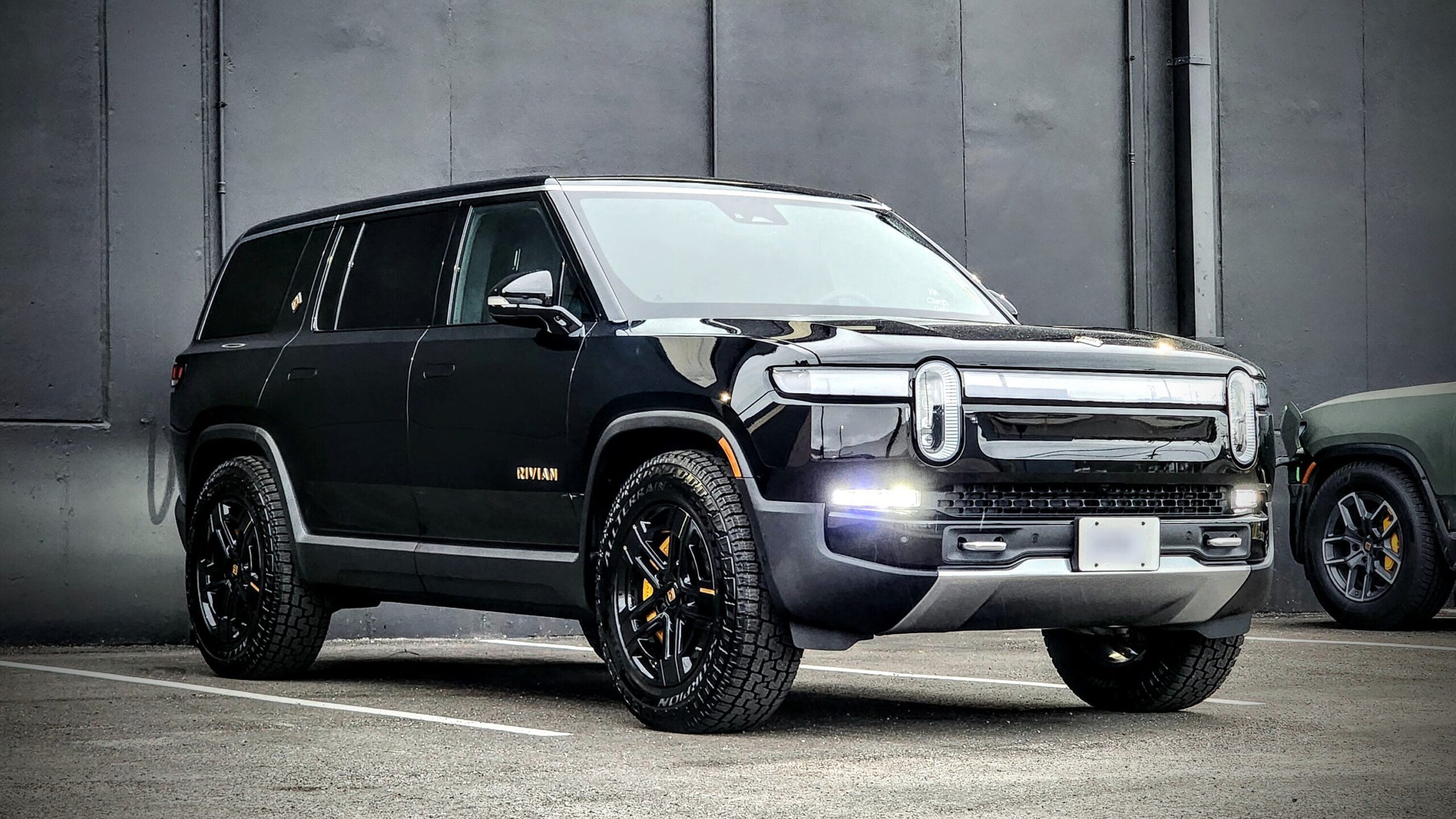 From Guide to Delivery in 7 Days! My New R1S | Rivian Forum - R1T R1S ...