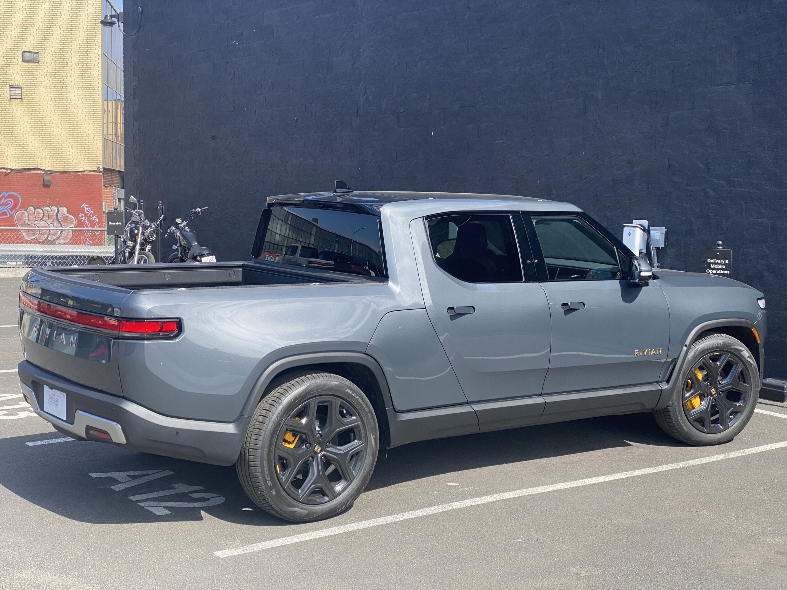 Just picked up my R1T from Brooklyn Service Center. Placed deposit on ...