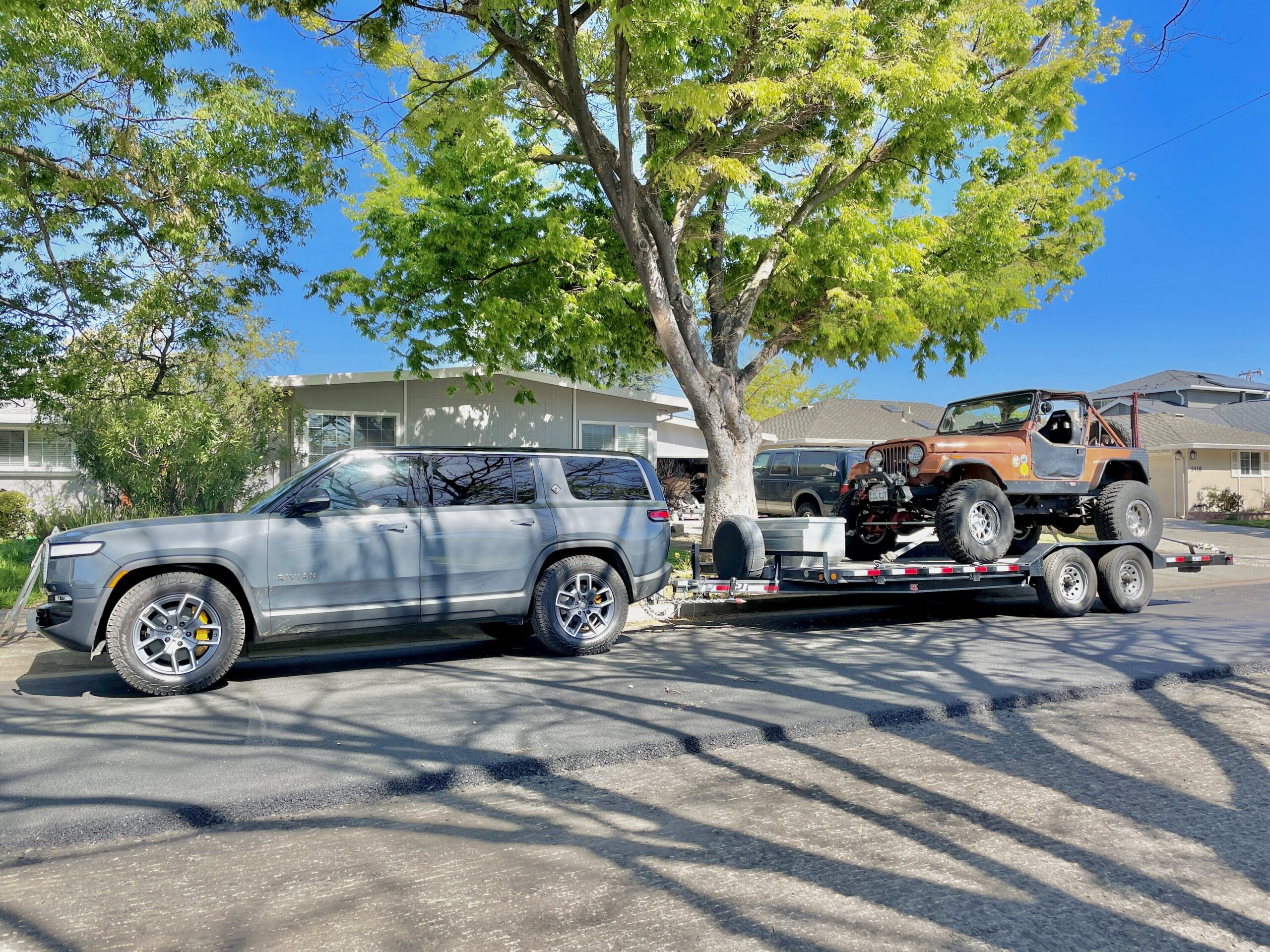 R1S tow test at max capacity (weights and efficiency numbers) | Rivian ...