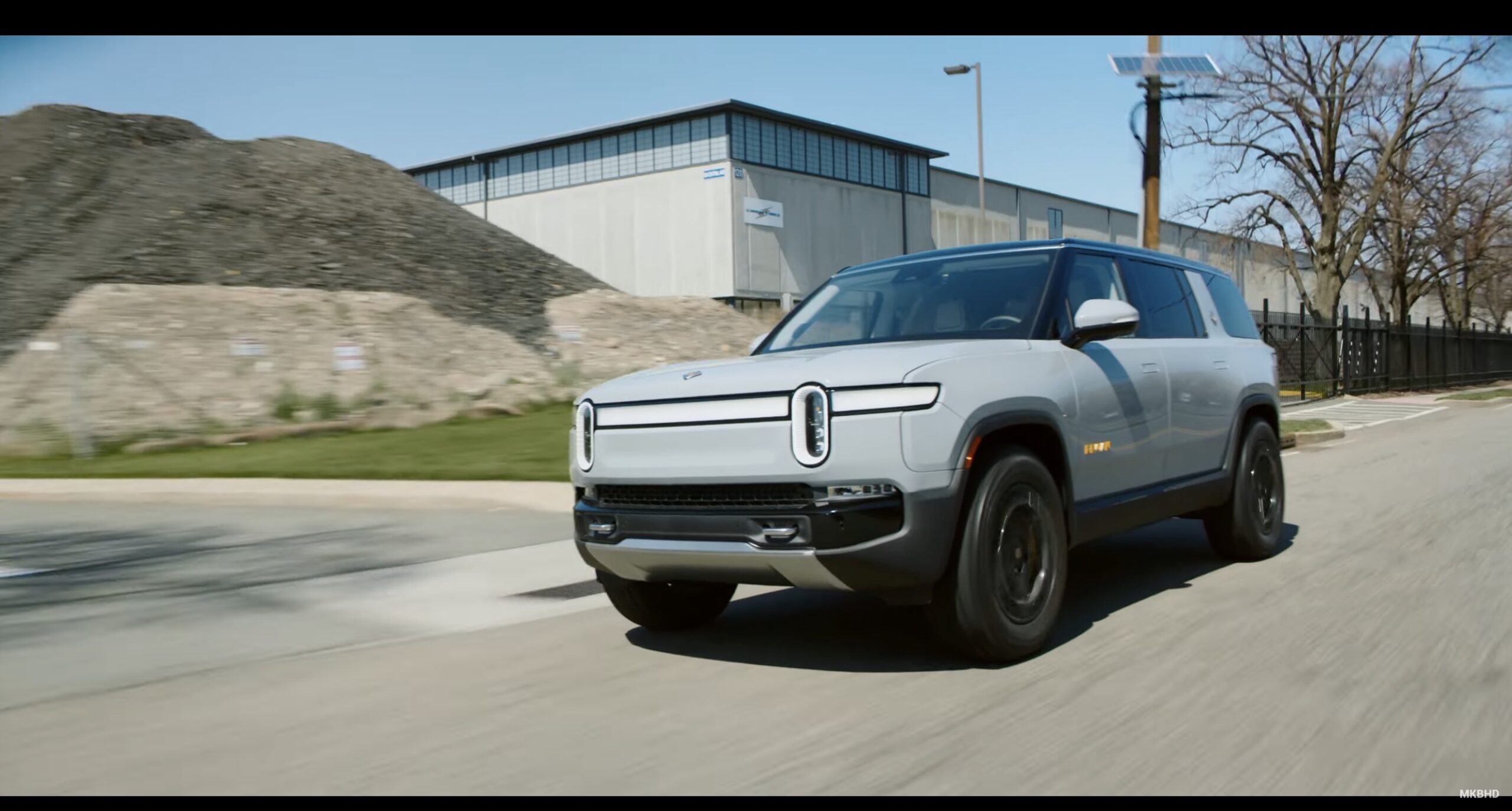 Rivian R1S Review: The Best SUV in the World is Electric? - by Marques ...