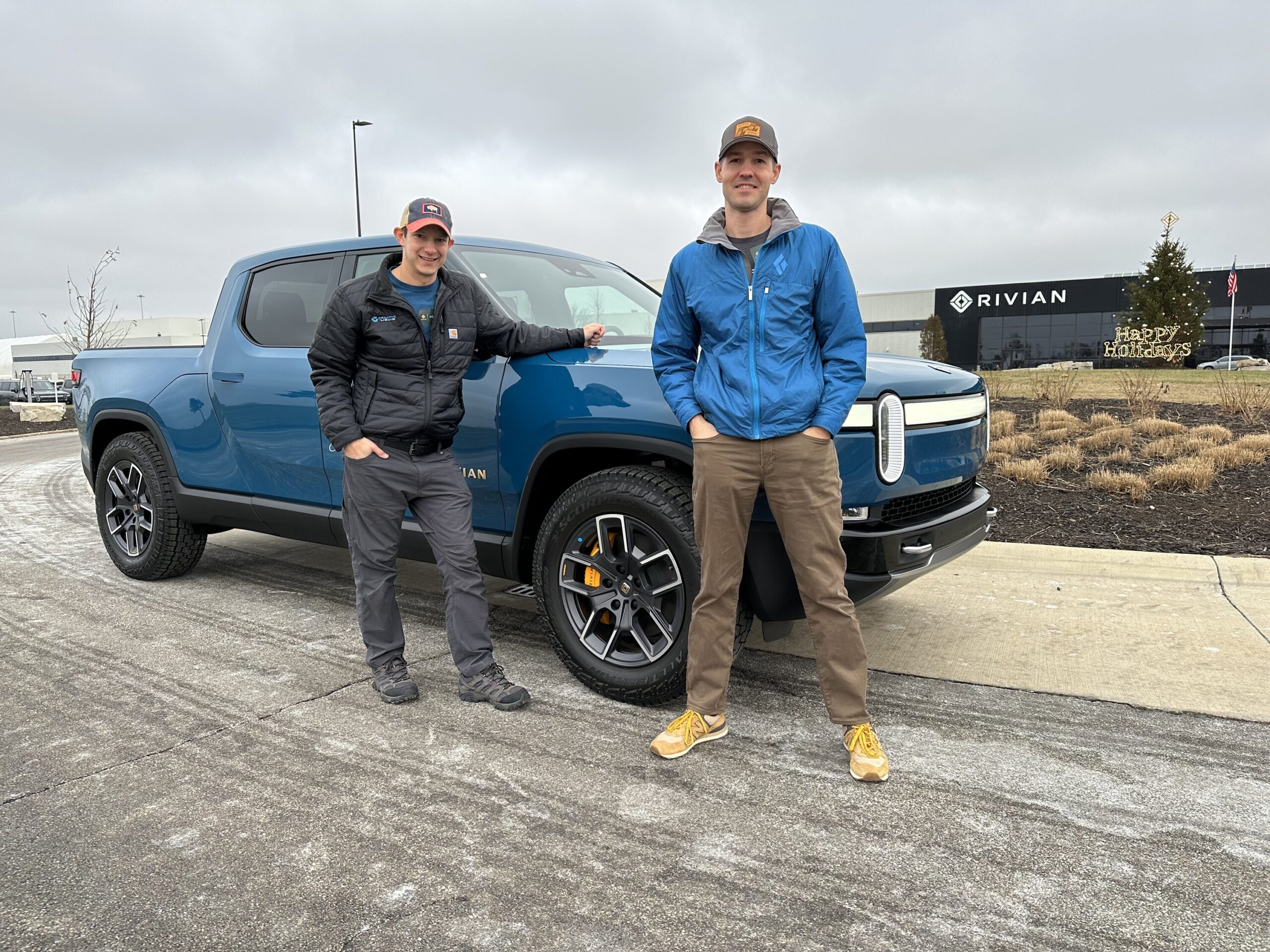 “75% of R1T and R1S customers are new to EVs…” says Rivian | Page 3 ...