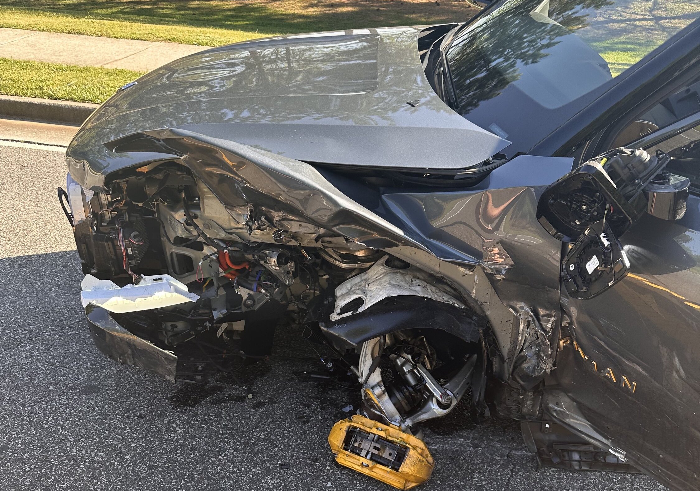 New Replacement R1T Delivered After Previous One Was Totaled | Rivian ...