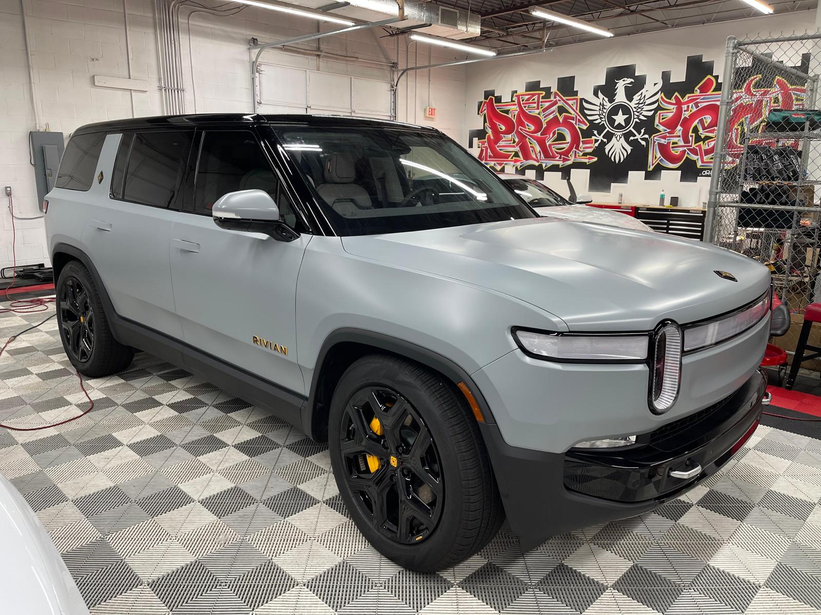 Matte PPF Wrap on Limestone Rivian R1S | Rivian Forum - R1T R1S R2 R3 ...