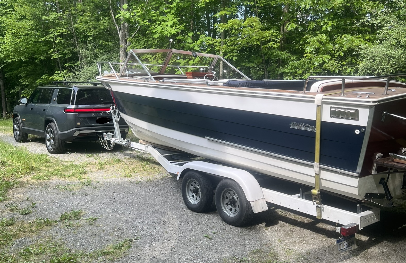 Towing boats with Rivian R1T & R1S -- add your experience / results ...