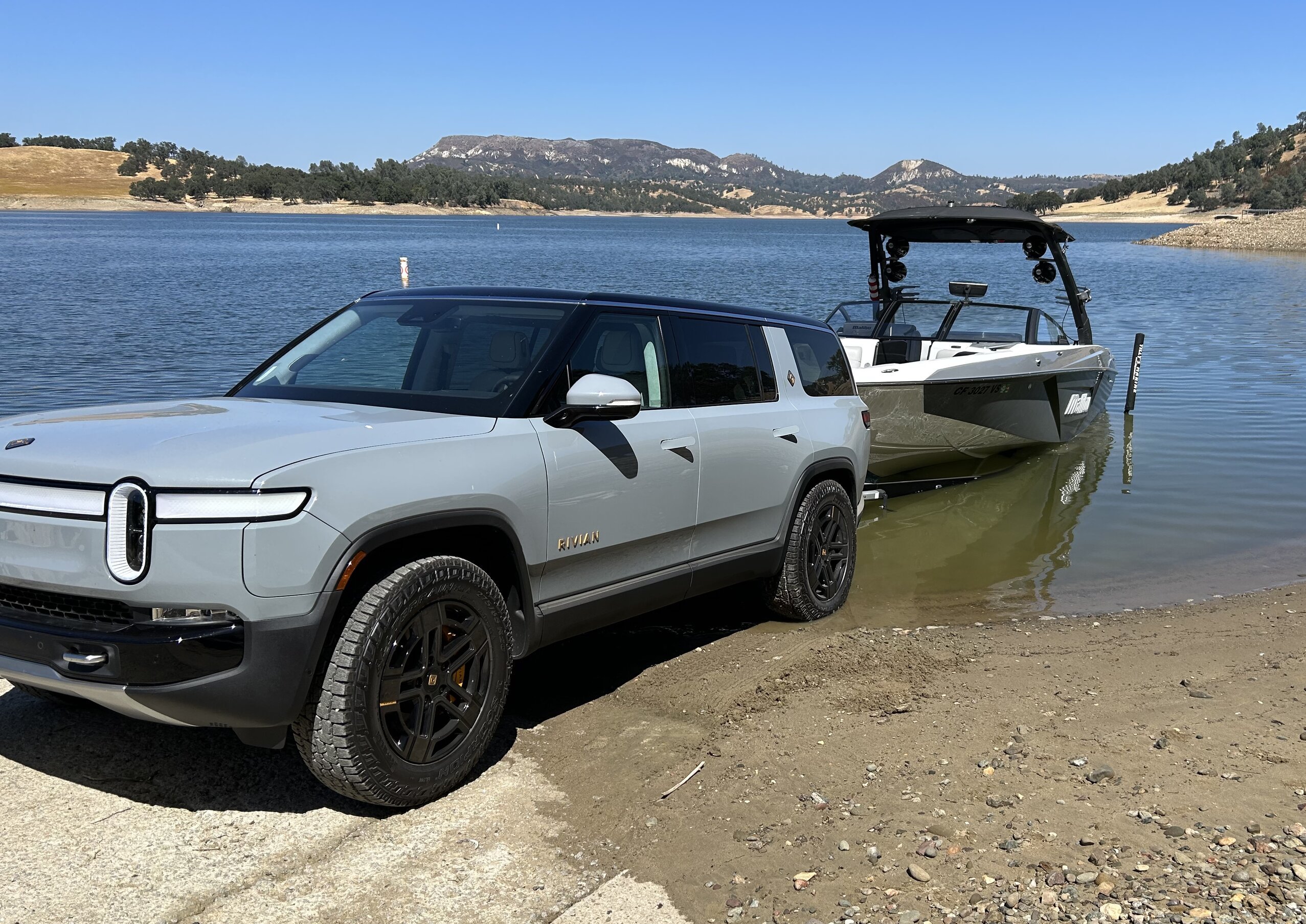 R1S Boat Launch | Rivian Forum - R1T R1S R2 R3 News, Specs, Models ...