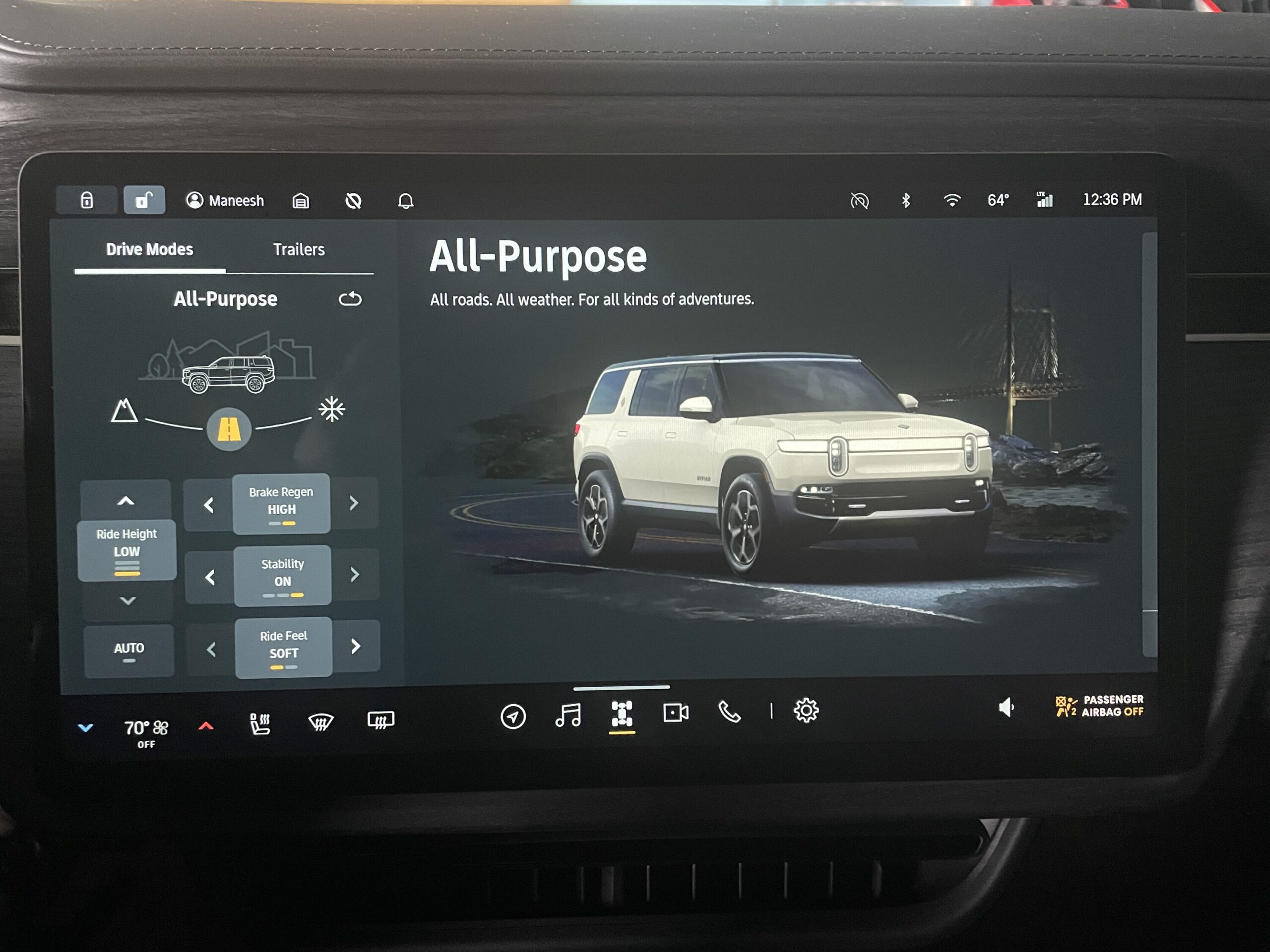 Standard Dual Motor does not get new Gauge View | Rivian Forum - R1T ...