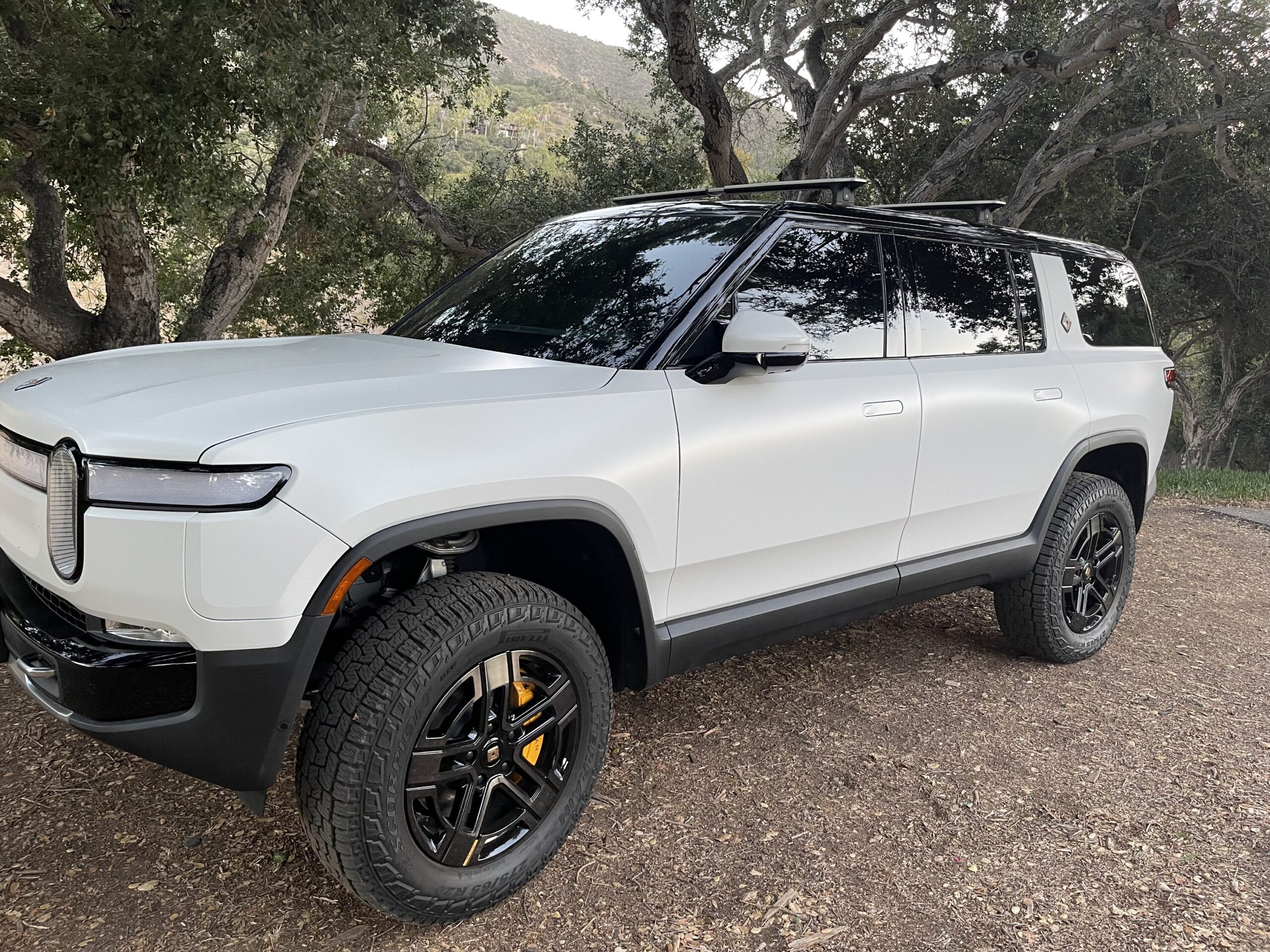 Rivian R1S (Glacier White) in Stealth Matte wrap, ceramic coating ...