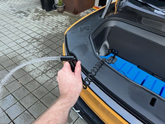 Frunk Water Tank (Rivian-Aftermarket / Boxgods) and Custom 12v ...