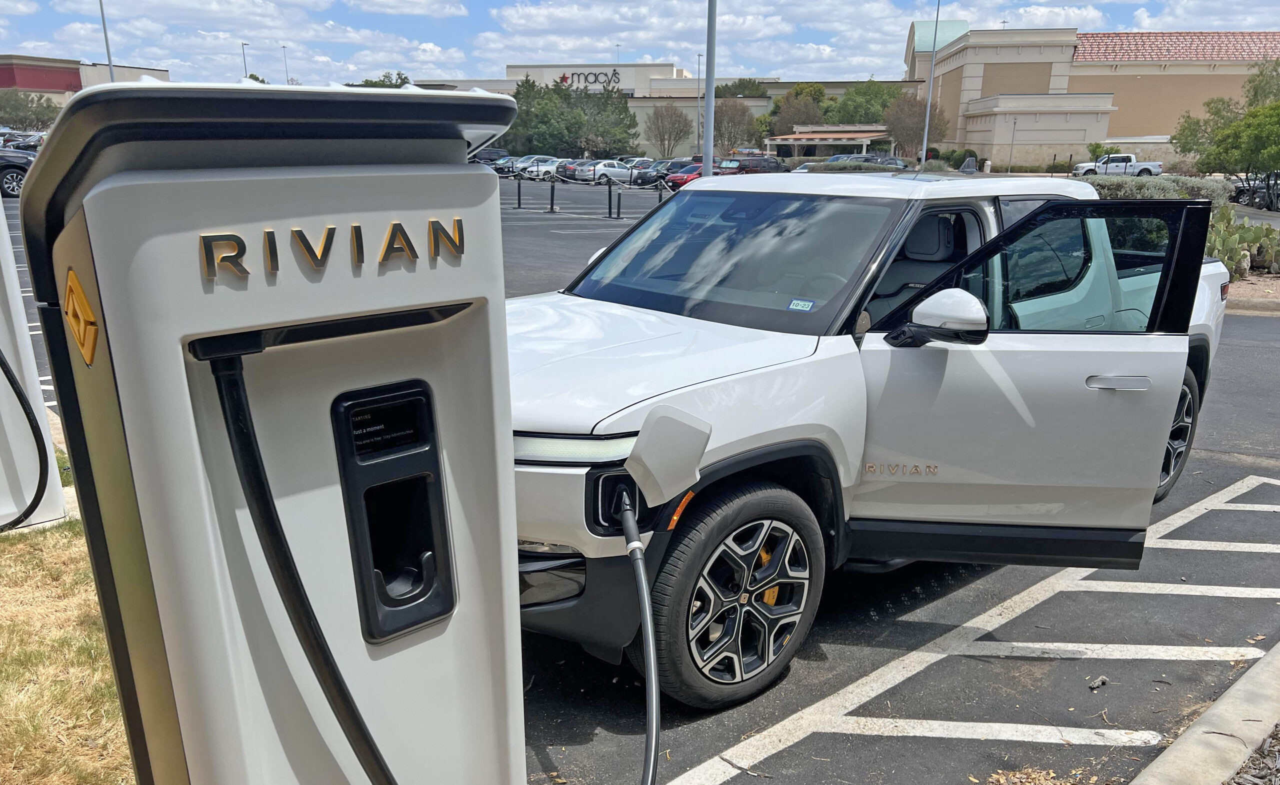 RAN Charging Costs are now live! (at certain stations) | Rivian Forum ...