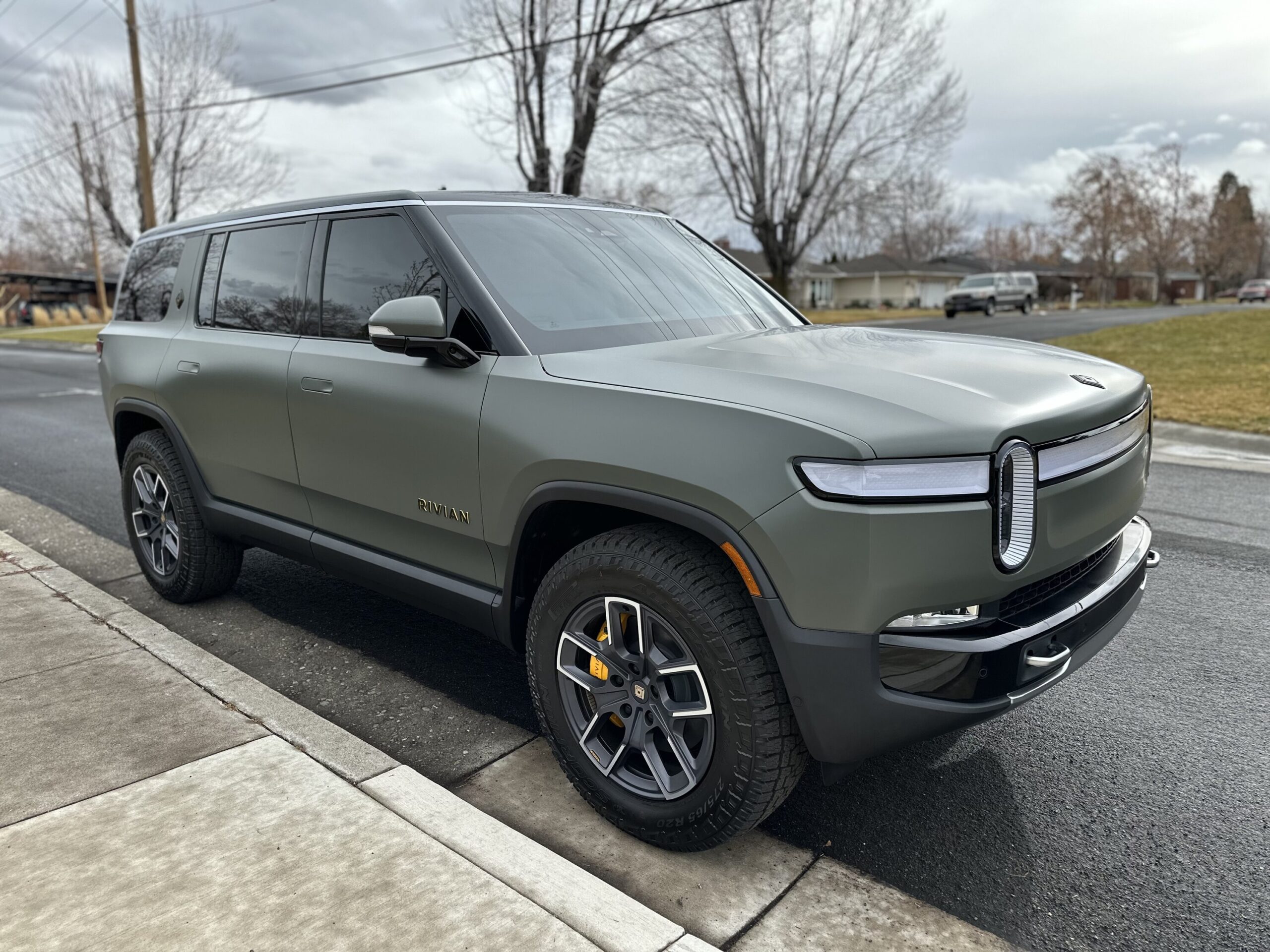 Launch Green R1S Stealth PPF Pics | Rivian Forum - R1T R1S R2 R3 News, Specs, Models, RIVN Stock ...