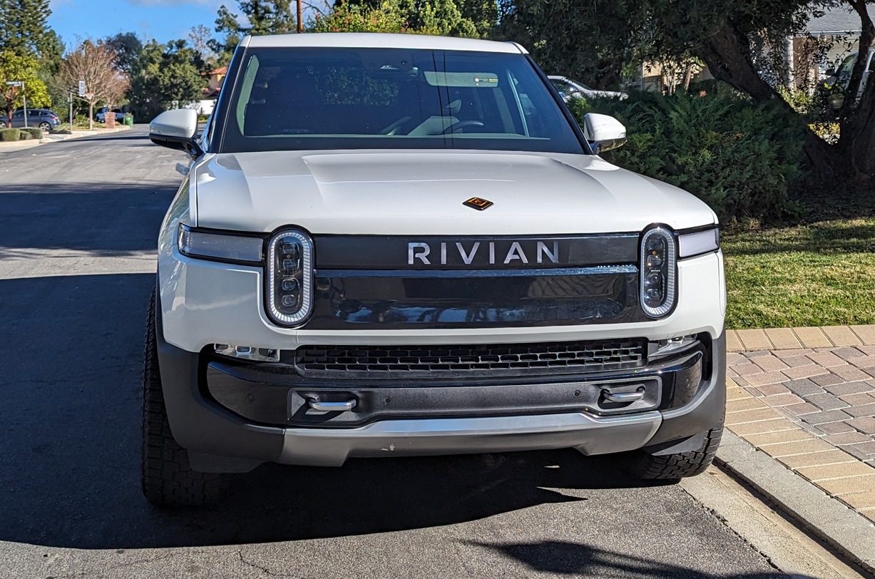 UPDATE: Blackout lightbar decal added + applied vinyl to break up the ...