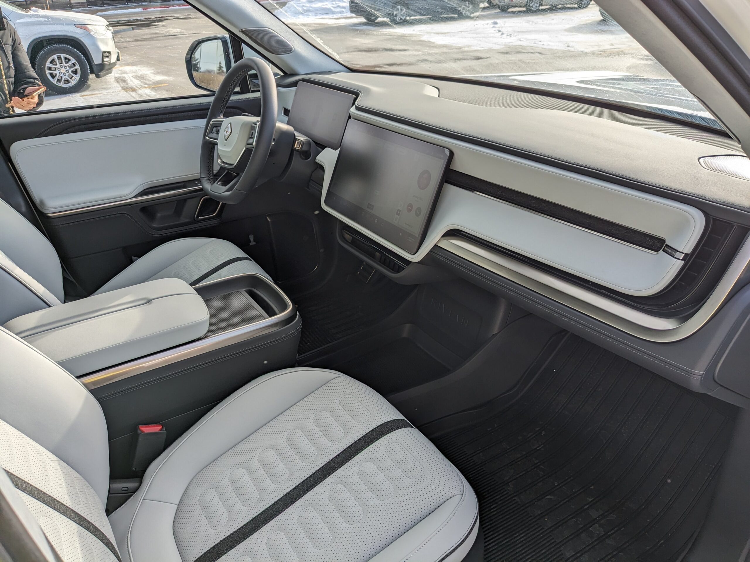 Full Ocean Coast Interior Photos (without wood trim) | Rivian Forum ...