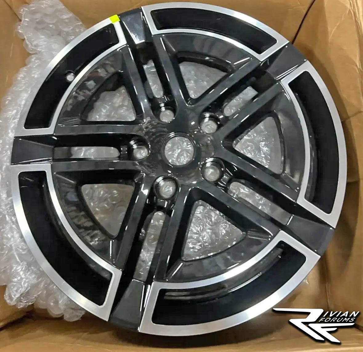 New Rivian 20” Wheel Style Design? -- for R2 or Refreshed R1? | Rivian ...