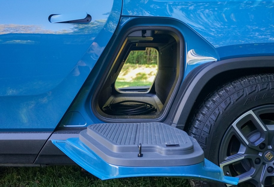 Gear Tunnel Slide Options Compared | Rivian Forum - R1T R1S R2 R3 News ...