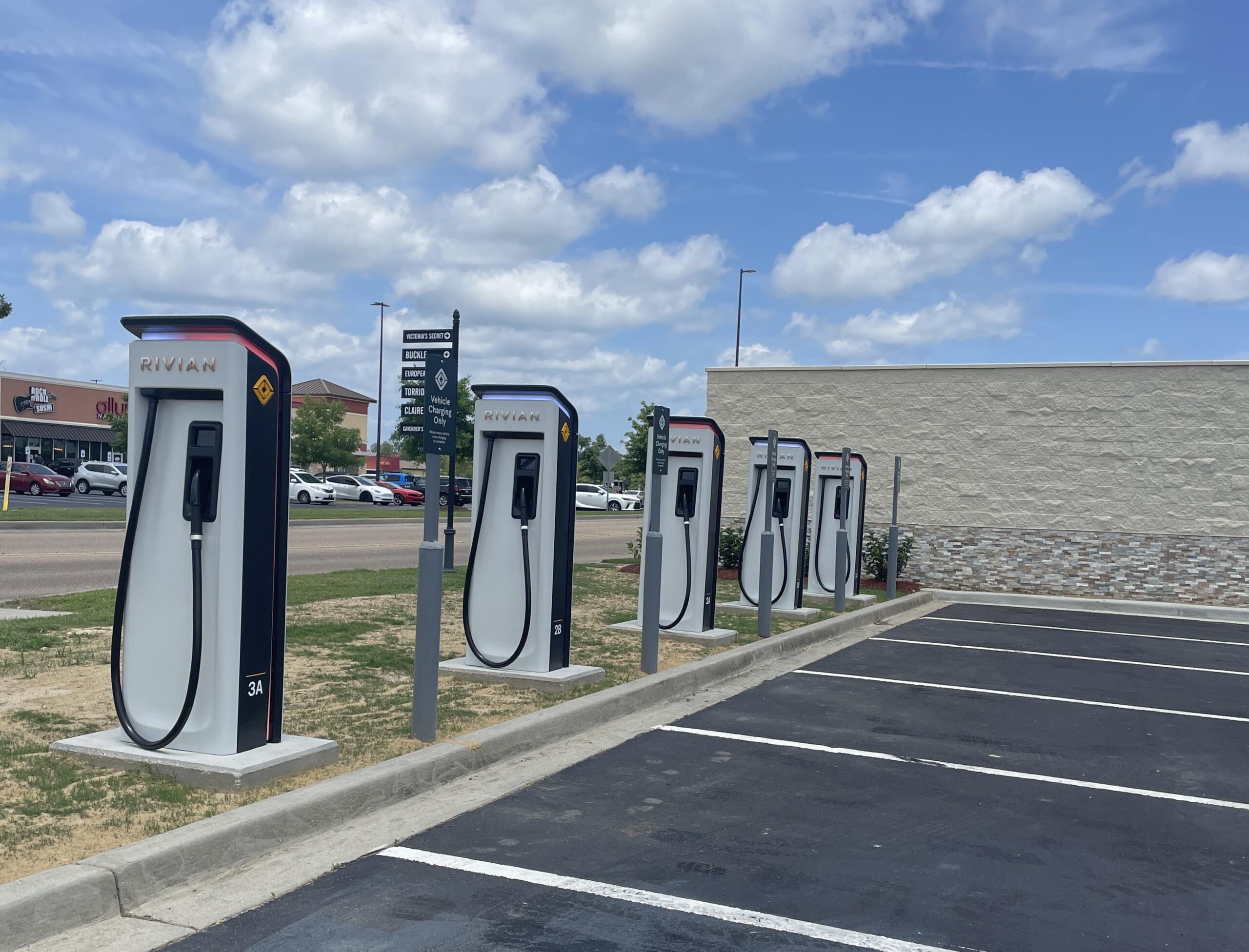 First time experience RAN charging - super easy and flawless (@ Baton ...