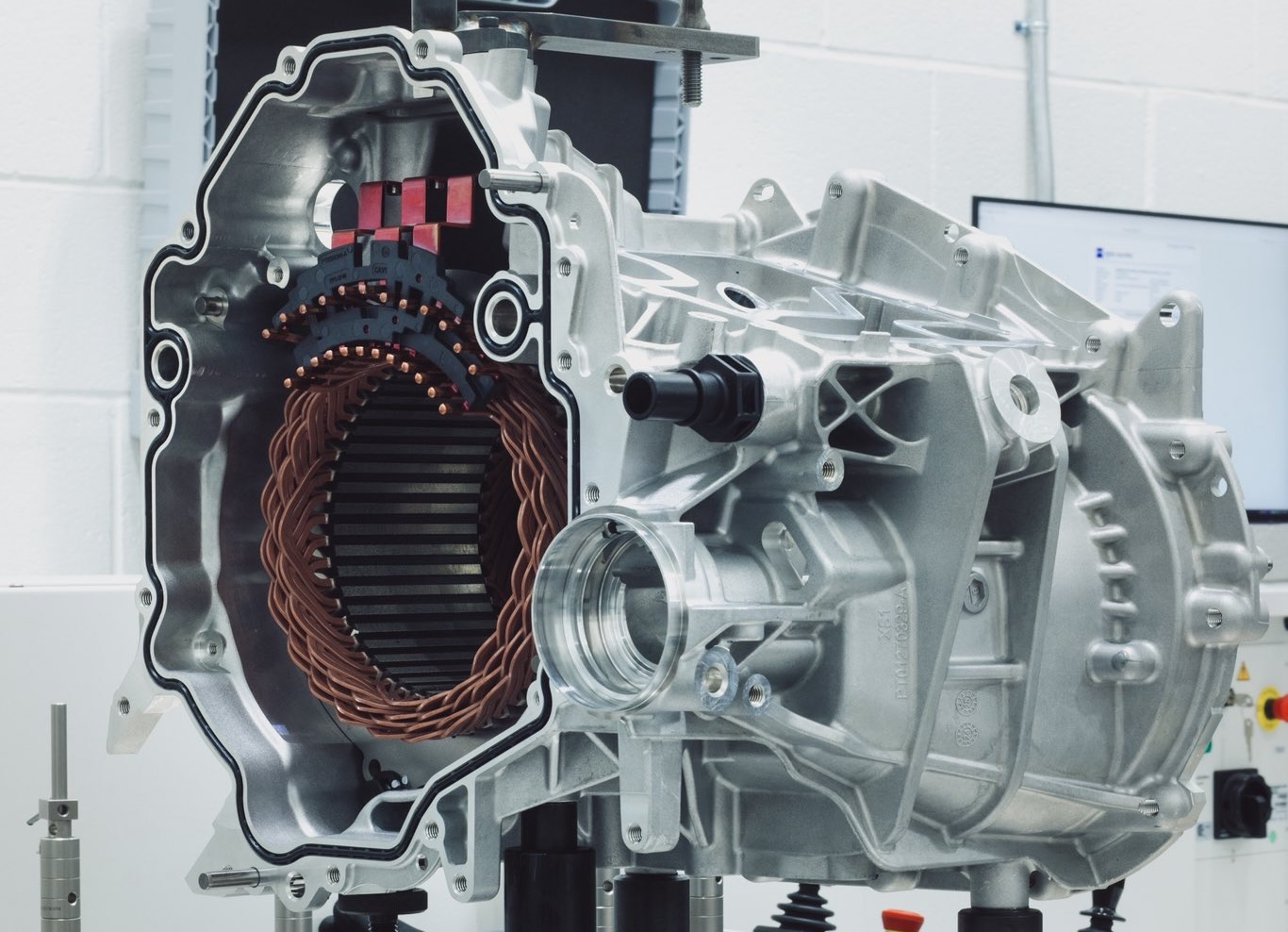 Maximus drive unit for R2 / R3 / R3X - more specs & photos from RJ ...